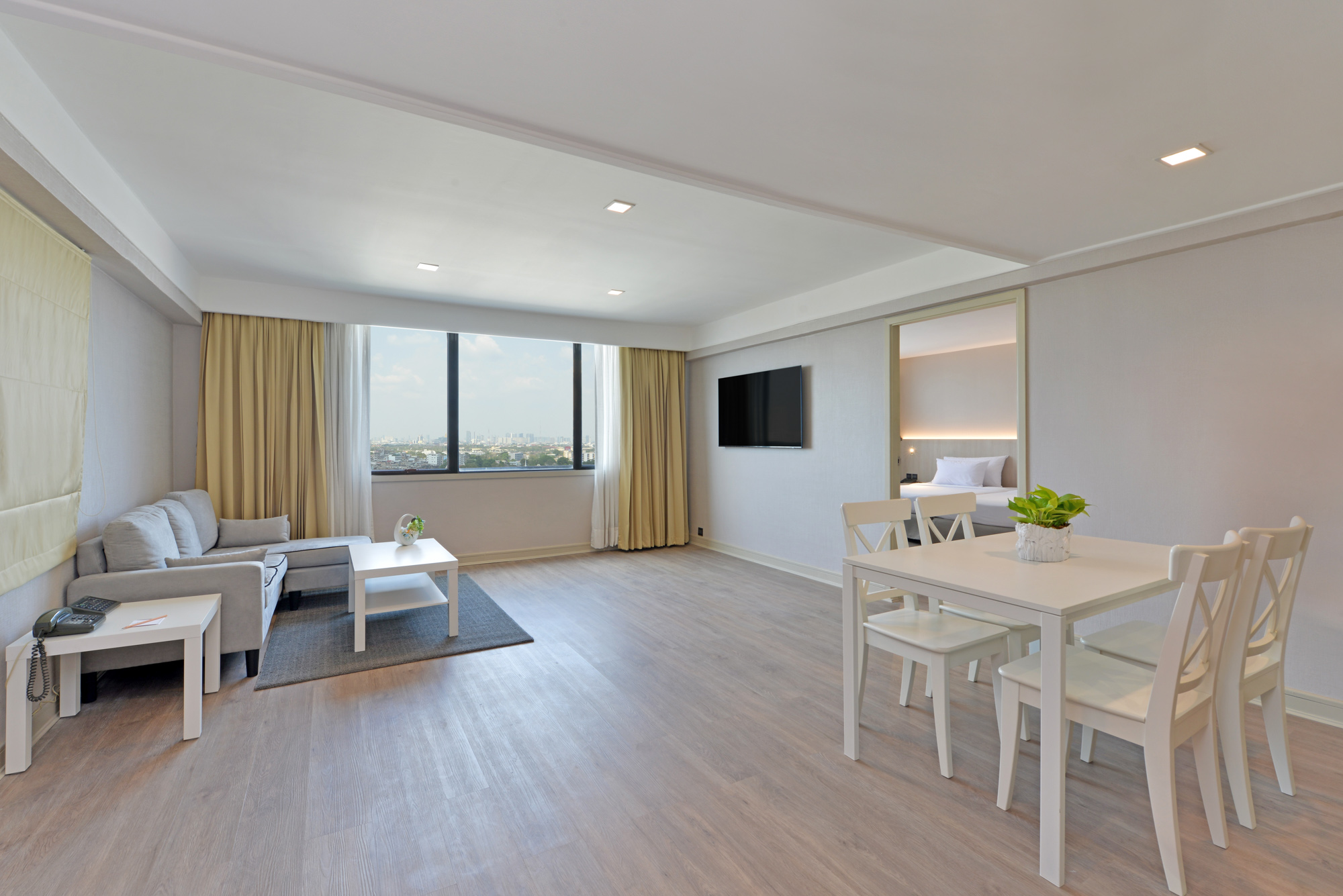 The Twin Towers Hotel Bangkok | Official Website | Our Rooms and Suites